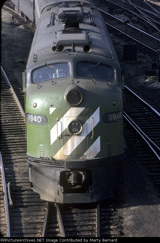 BN 9940 Backing Train Into Union Station (1 of 2)